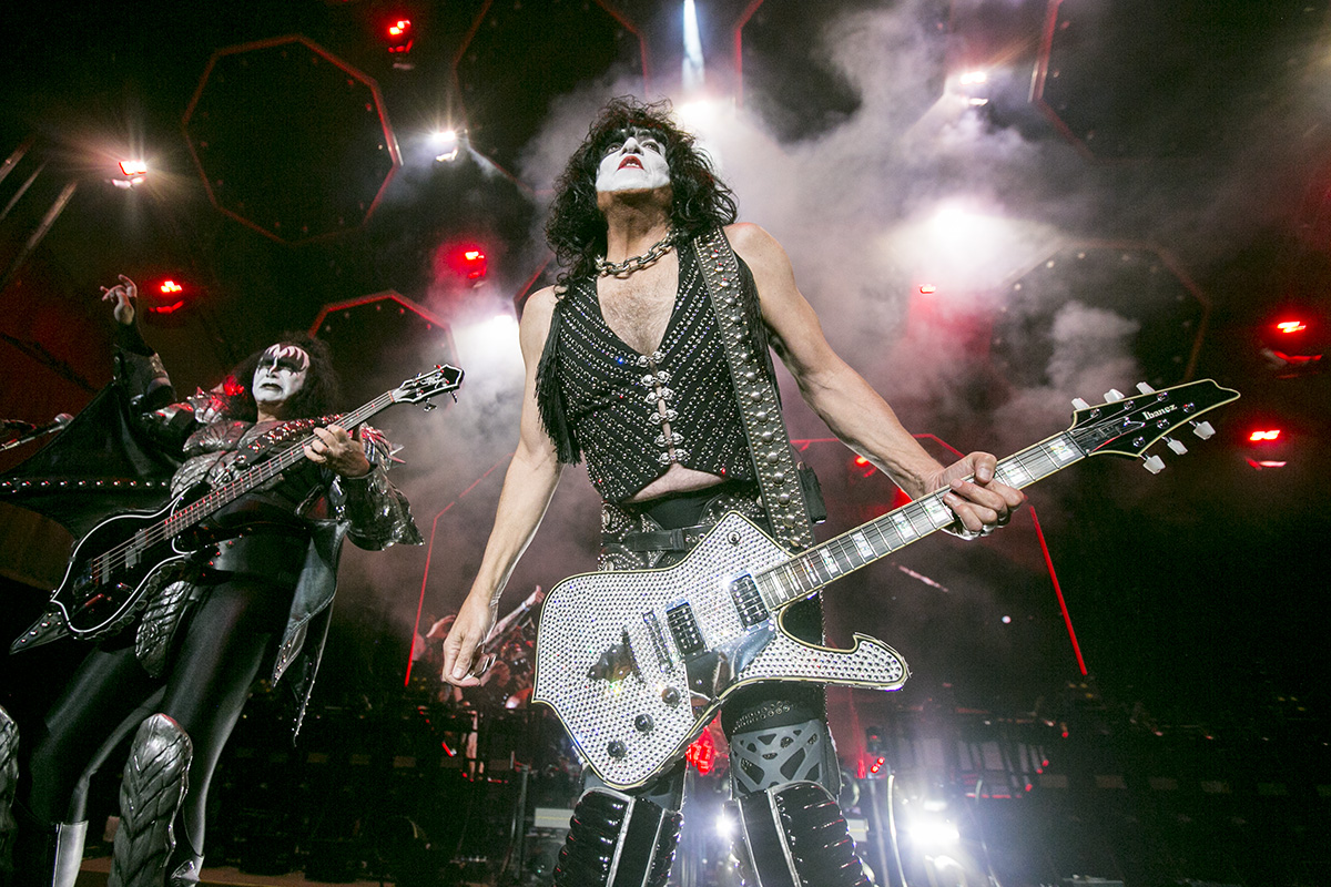 KISS VOLVIÓ AL ESCENARIO EN CALIFORNIA DESPUÉS DE LOS CONTAGIOS POR ...